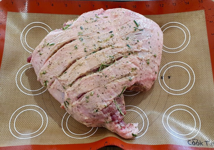 Roast Lamb with Garlic Rosemary Rub – Polyphagic Abby