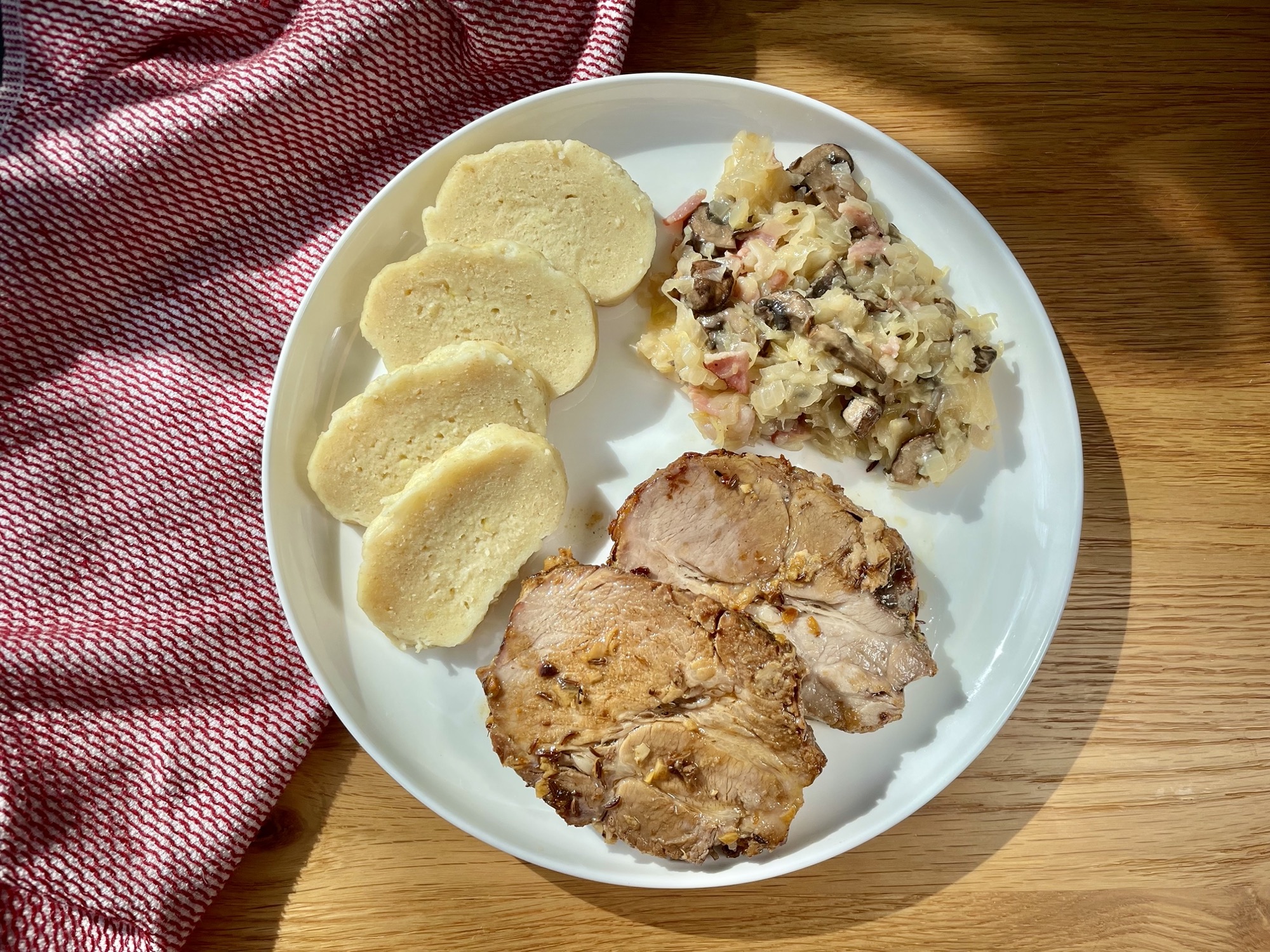 Vepřová Pečeně – Czech-style Pork Roast – Polyphagic Abby