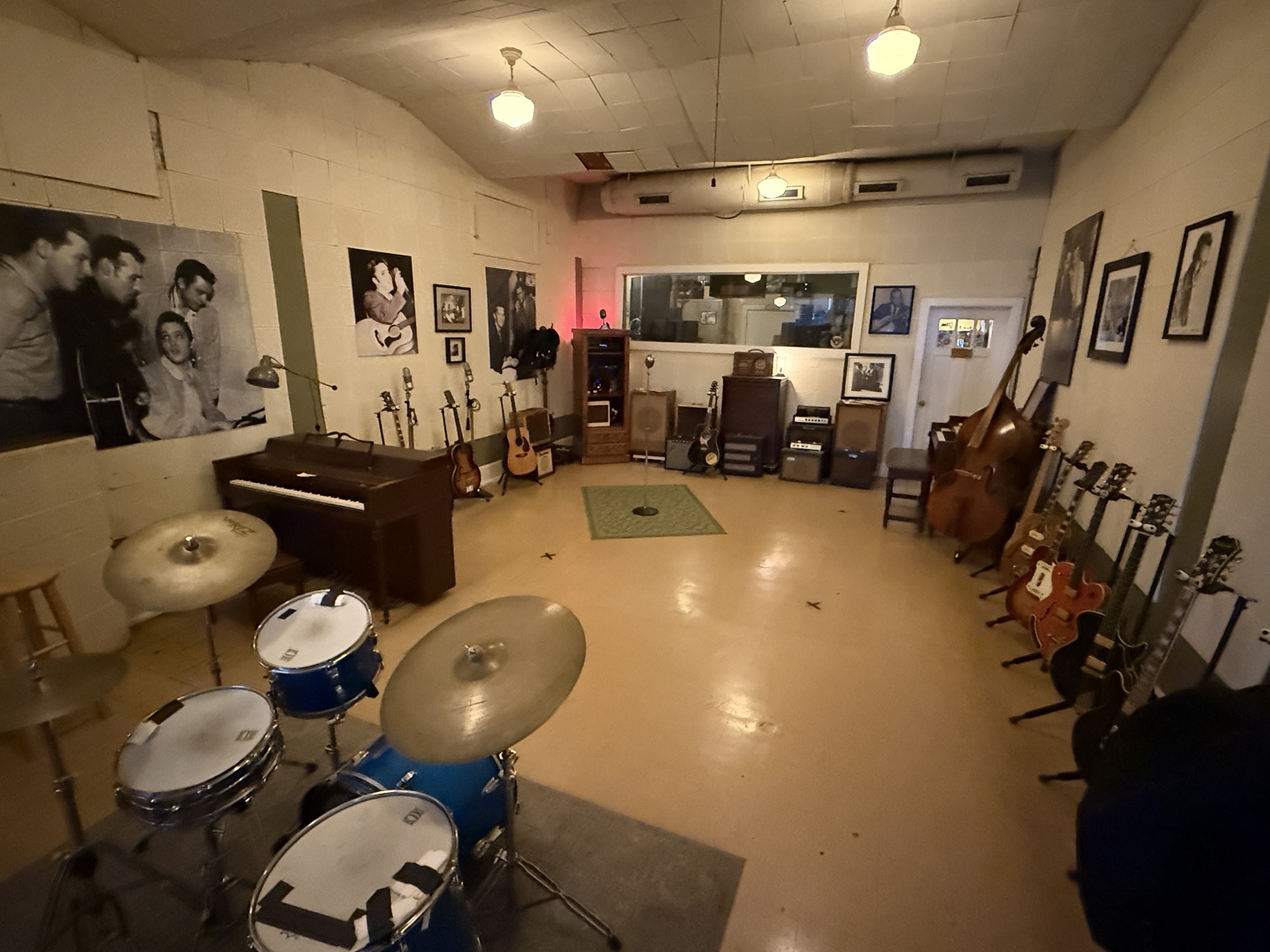 Explore Sun Studio: Rock and Roll’s Birthplace – Polyphagic Abby